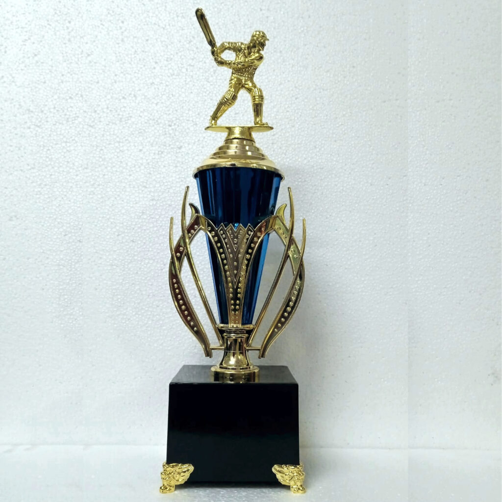Cricket Winner Trophy - Muskurado
